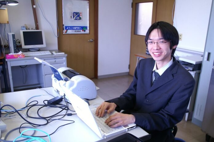 Work, Learn, Grow: Being a Japanese Company Employee - Osaka.com