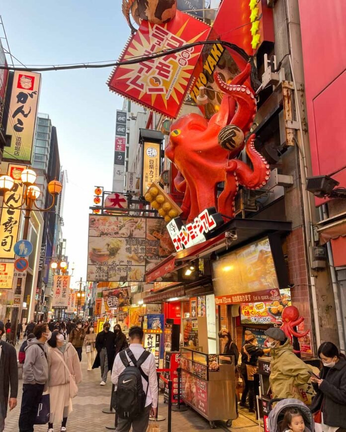 Tour Around Dotonbori - The Best Guide - Osaka.com